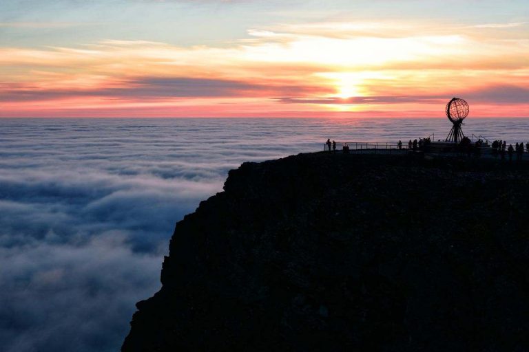 Dall'Italia a Capo Nord: come arrivare (e cosa vedere) al punto più ...